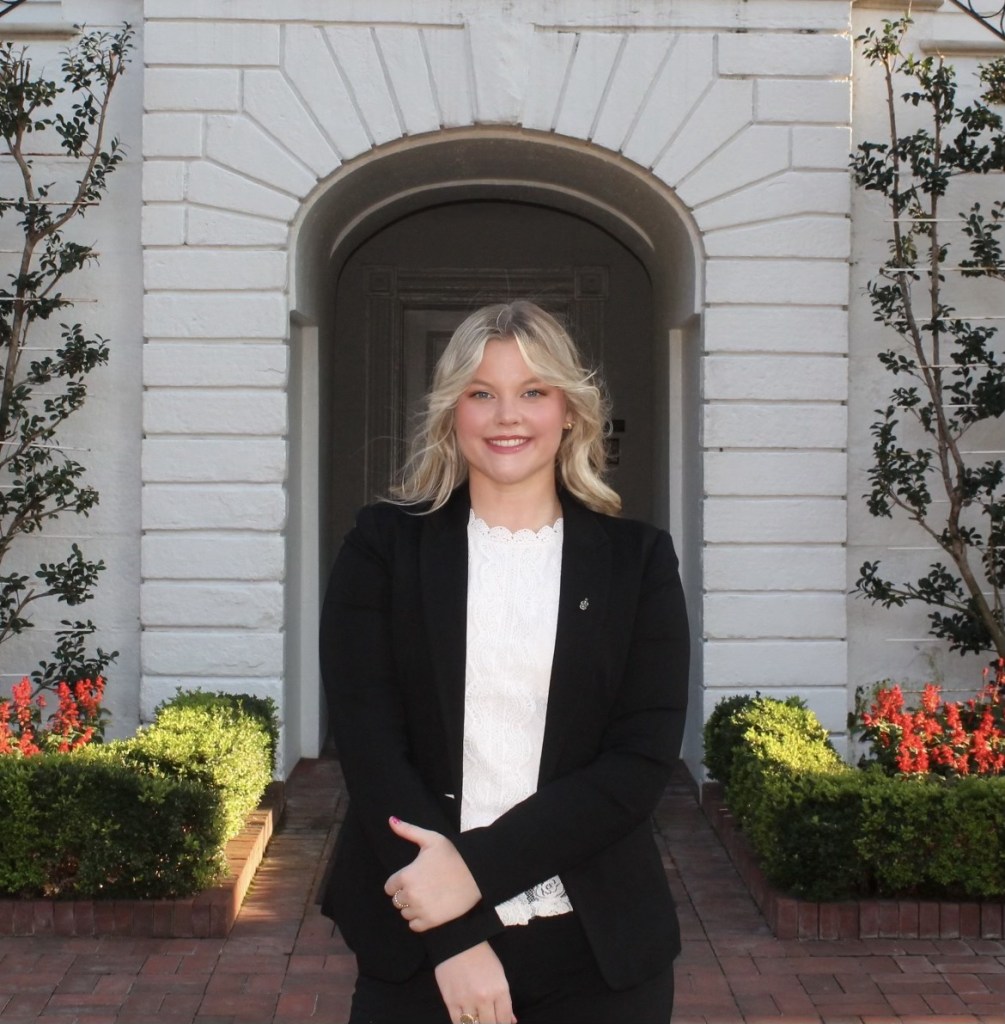 Executive Committee – ALPHA KAPPA PSI